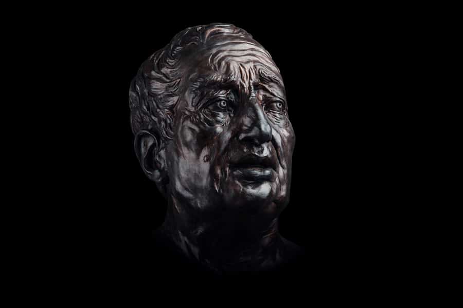 Monument Man. | Stephane Parain.Quiet Lunch